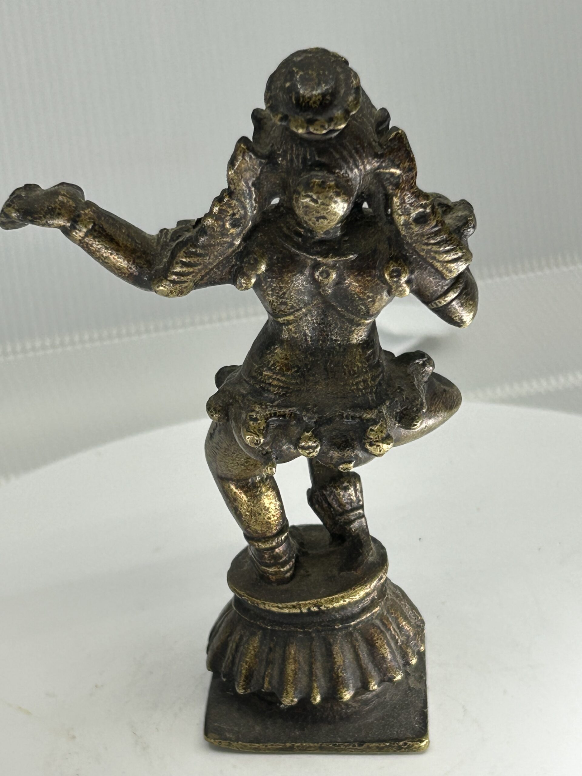 Krishna dancing – Divine Distraction
