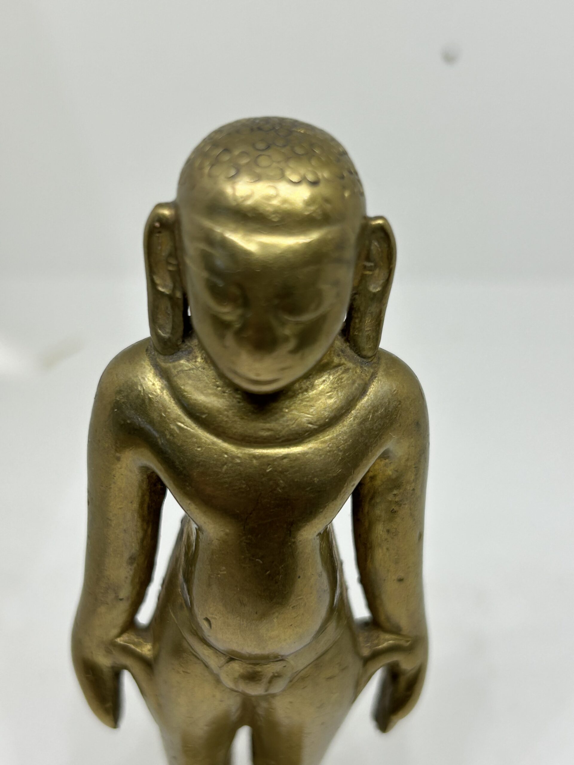 Jain standing tirthankar – Divine Distraction